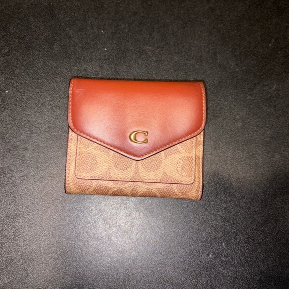 Coach | Bags | Coach Tanrust Wallet | Poshmark